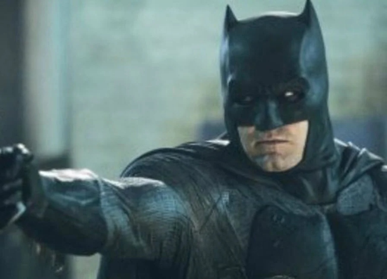Zack Snyder teases new pic of "Batfleck" from 'Dawn of Justice' Reel ...