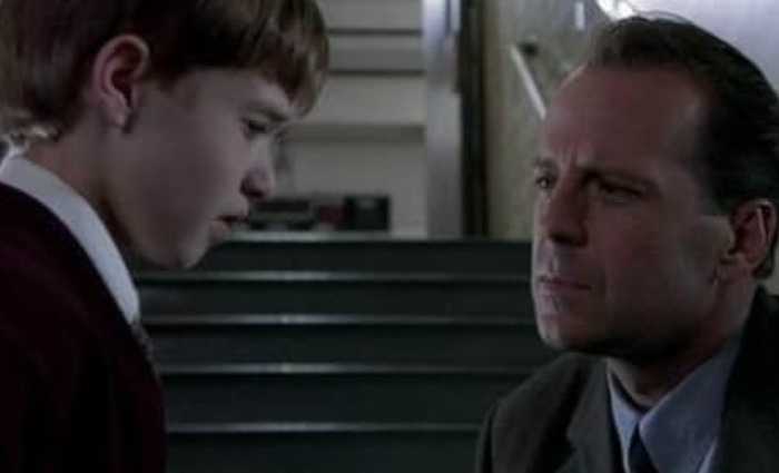The Sixth Sense: Still seeing "dead people" 25 years later - Reel 360 News