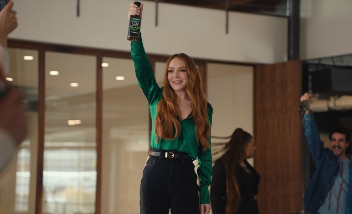 Lindsay Lohan takes a stand for self-care in new Pure Leaf spot - Reel ...