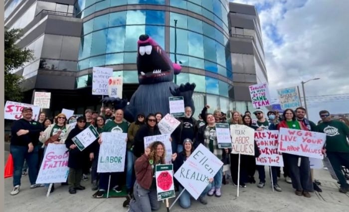 Scabby the Rat, WGA staffers protest as talks begin with AMPTP - Reel ...